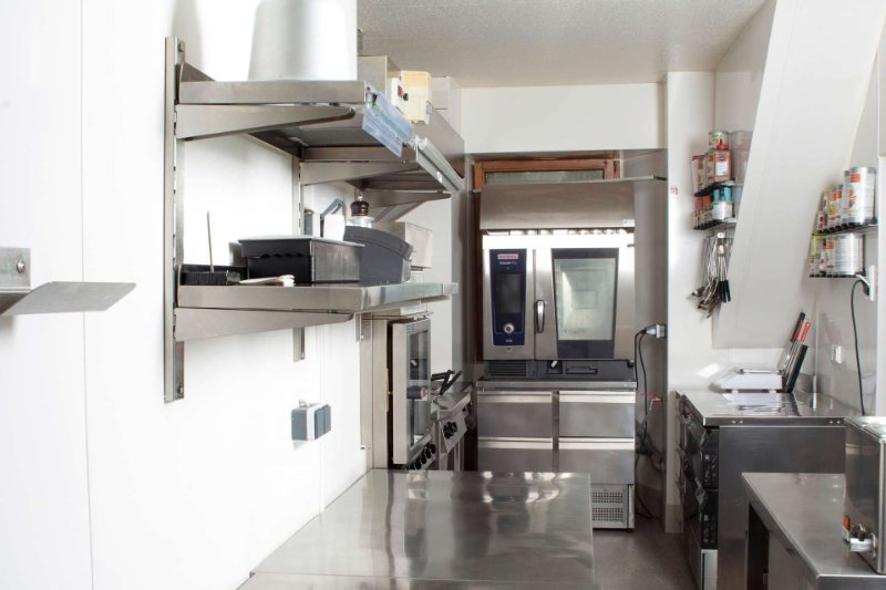 Altro Whiterock White™ Wall Cladding | Kitchen Wall Protection