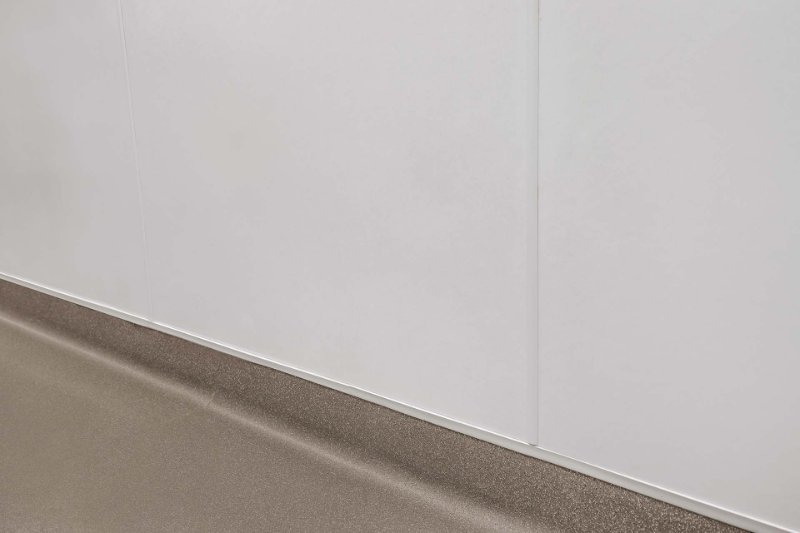 Altro Stronghold™ 30 | Slip-Resistant Vinyl Flooring for Kitchens